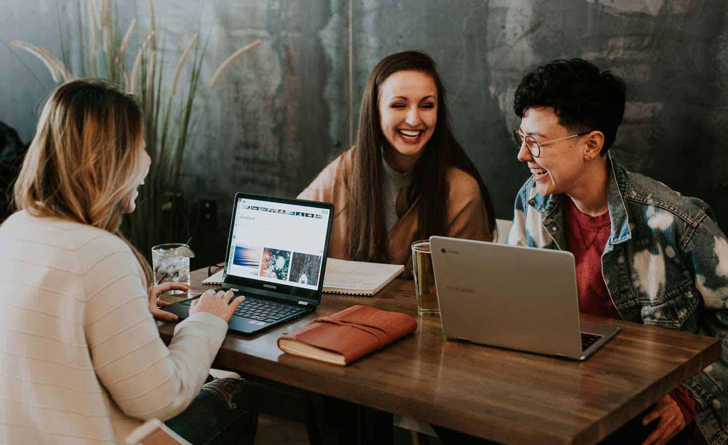 Bootcamp Programmer Hacktiv8 - Lulus Dapat Kerja